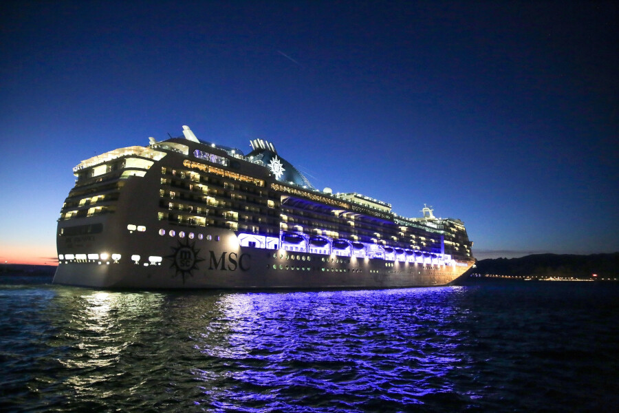 MSC Cruises feiert Premiere: Die erste 119-tägige World Cruise startet ... MSC Cruises feiert Premiere: Die erste 119-tägige World Cruise startet ...