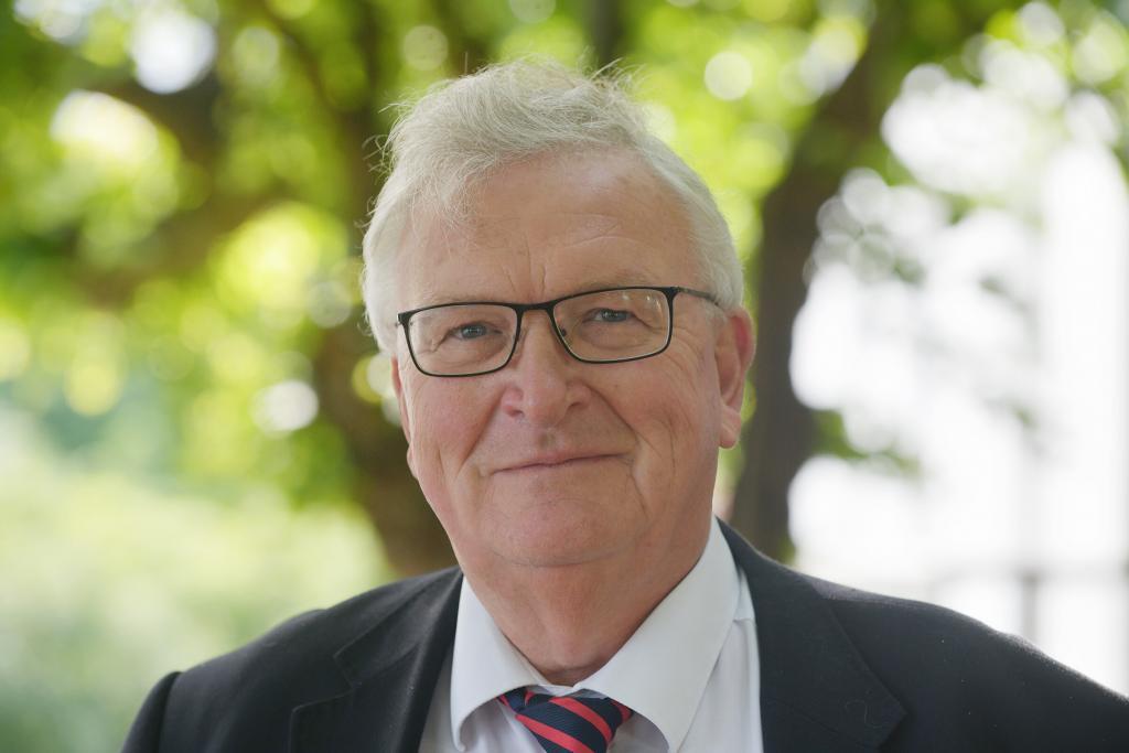 Dr. Stefan Behn wird erneut zum Vorstandsvorsitzenden gewählt - Hamburg ...